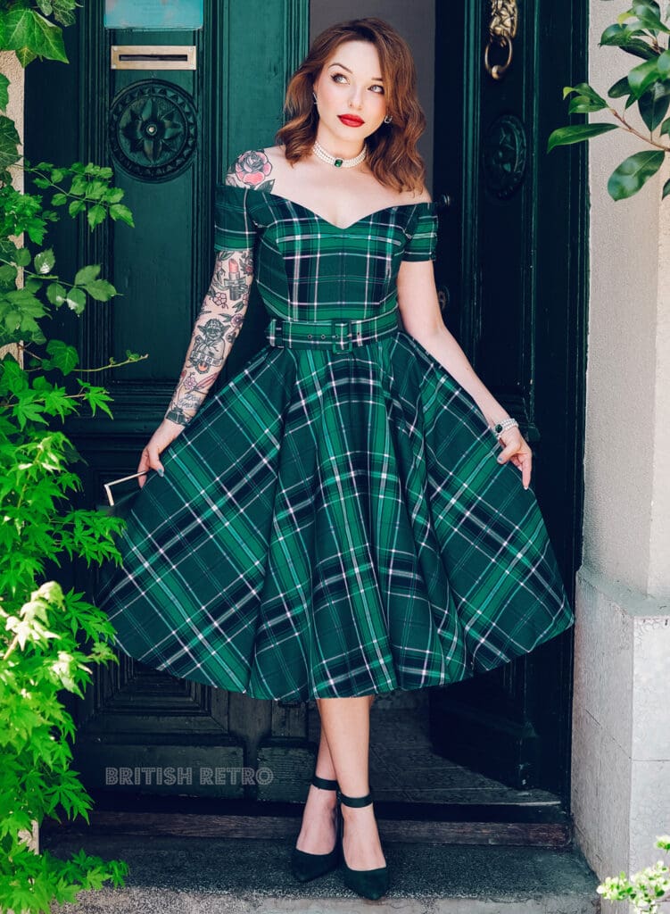 Dee Dee Abercrombie Green Tartan Vintage Style Full Circle Dress