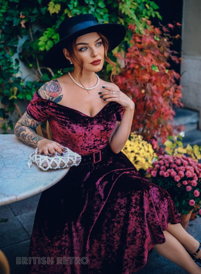 'Dee Dee' Ruby Crushed Velvet 50's Full Circle Dress | British Retro