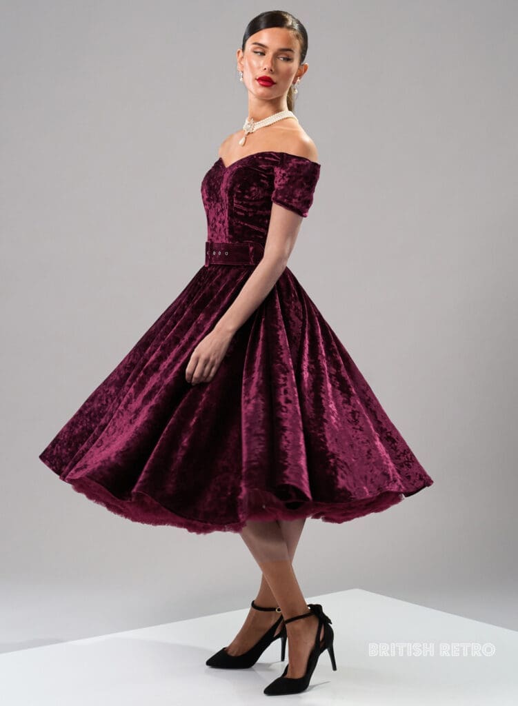 'Dee Dee' Ruby Crushed Velvet 50's Full Circle Dress | British Retro