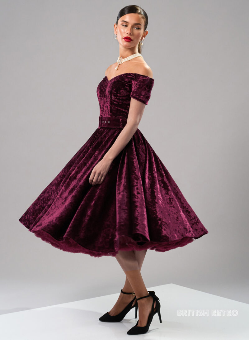 'Dee Dee' Ruby Crushed Velvet 50's Full Circle Dress | British Retro